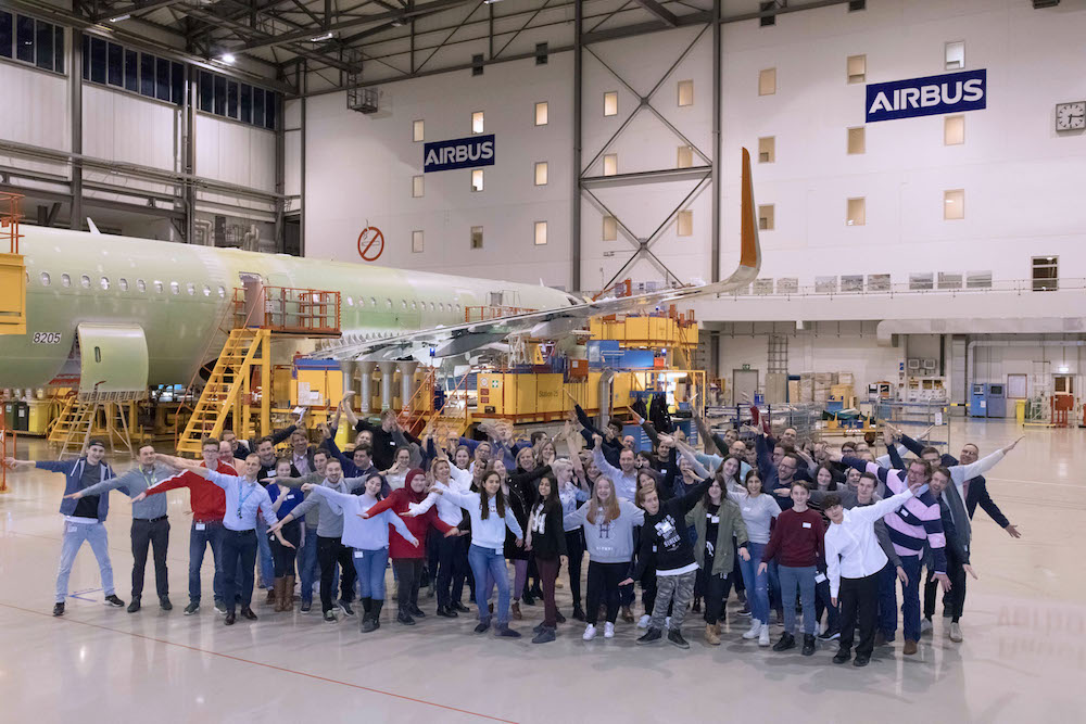 Airbus Foundation startet die "Flying Challenge" in Finkenwerder ...