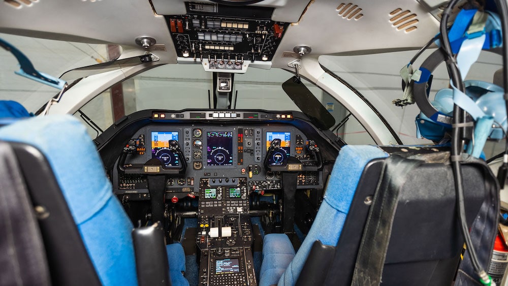 Der erste T-1A-Jettrainer mit Pro Line 21-Cockpit ist geflogen ...