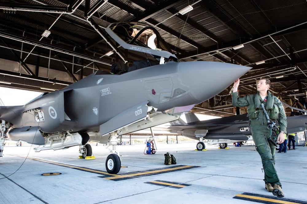 Erster RAAF-Pilot durchläuft in Australien seine F-35A-Ausbildung ...