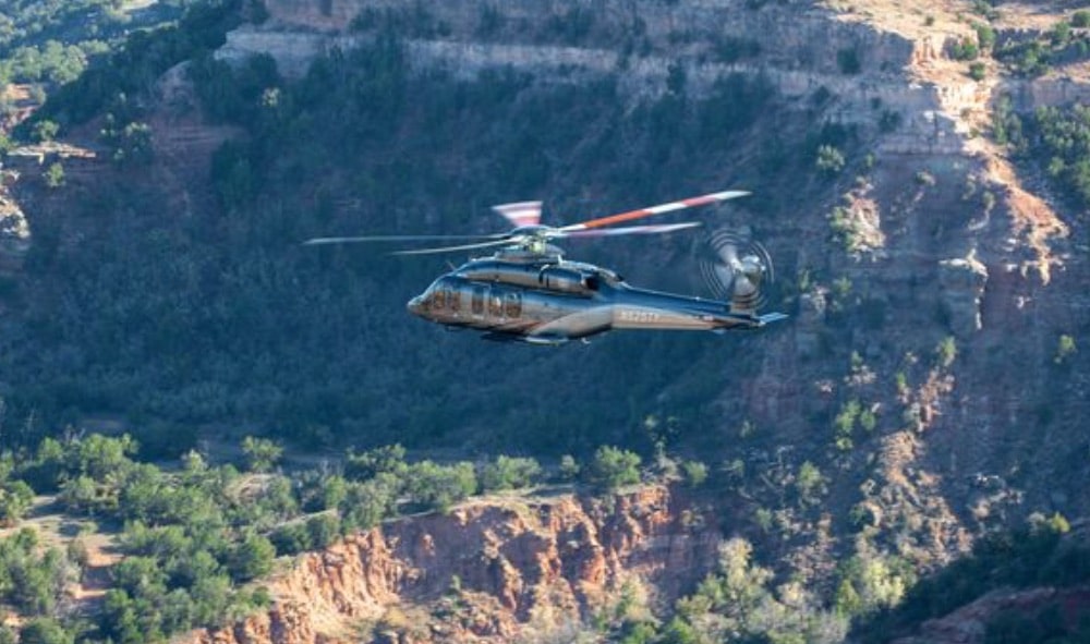 Bell zeigt die 525 Relentless in Serienkonfiguration auf der Heli-Expo ...