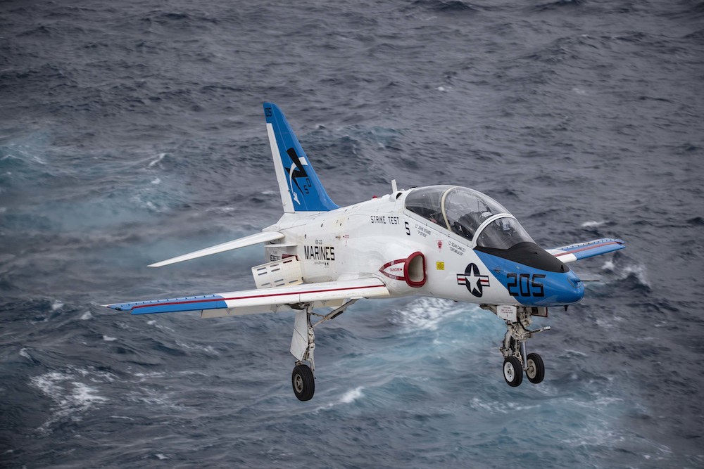 Die US Navy startet Suche nach einem Nachfolger der T-45 Goshawk ...