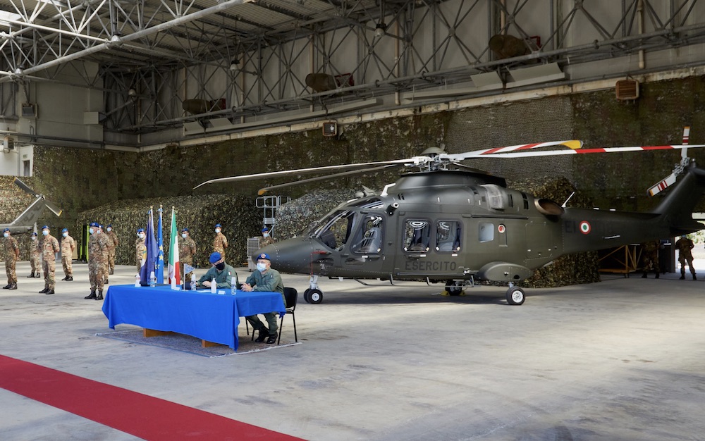 Leonardo übergibt die erste AW169 an die italienische Armee - Aerobuzz.de