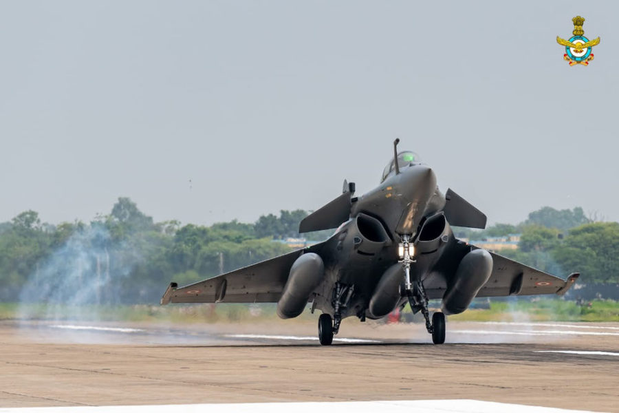 Die Indian Air Force hat die Rafale offiziell in Dienst gestellt ...