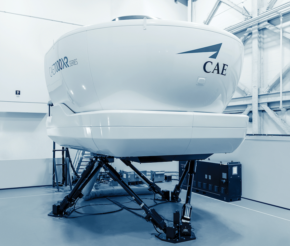 CAE stellt den ersten 737 MAX Full-Flight-Simulator in Europa auf ...