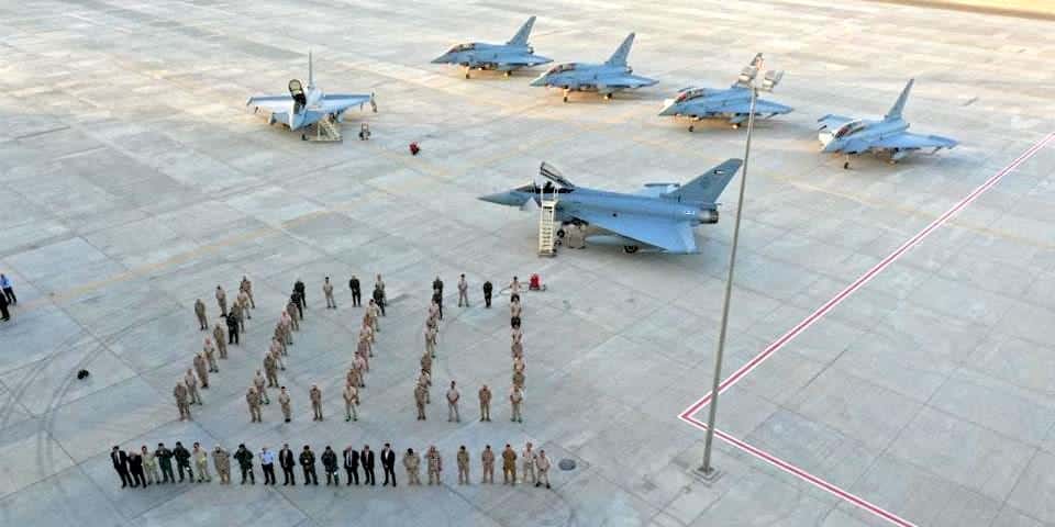 Die Kuwait Air Force verfügt nun über sechs Eurofighter Typhoon ...
