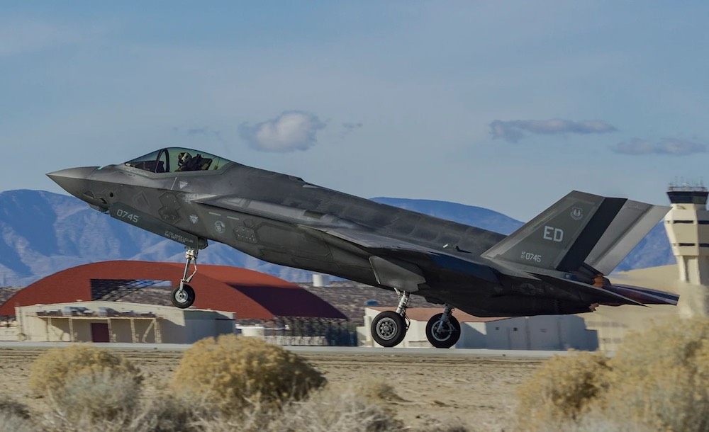 Die erste F-35 der TR-3-Konfiguration ist geflogen - Aerobuzz.de