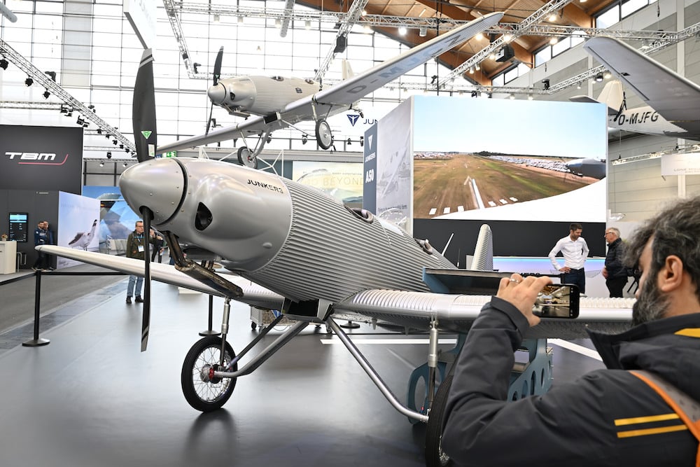 Premiere der Junkers A60 auf der AERO - Aerobuzz.de