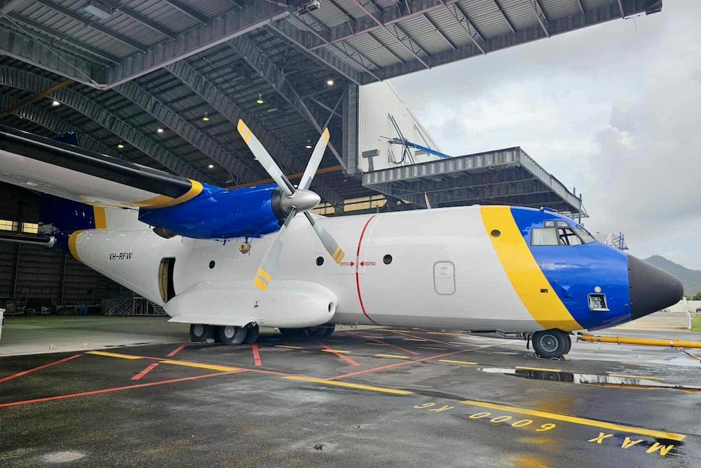 Alle drei ex-Luftwaffe C-160 glänzen nun in neuem Anstrich - Aerobuzz.de