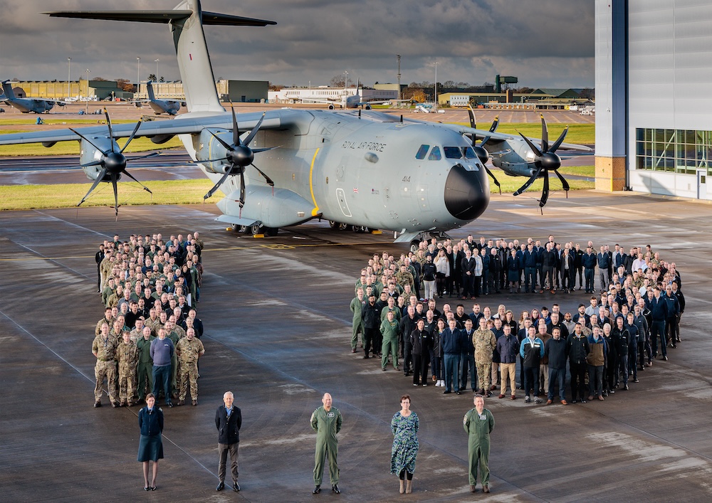 Die Royal Air Force feiert zehn Jahre Flugbetrieb mit dem Airbus A400M ...