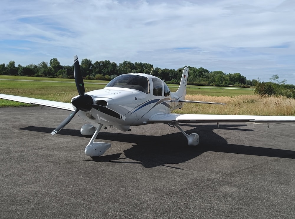 Dreifach-Zulassung für den MTV-9-Propeller an der Cirrus SR22 - Aerobuzz.de